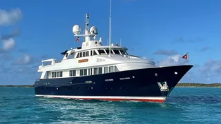 $400K price drop on 36m Feadship motor yacht Lady Victoria